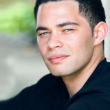 Vinnie Bennett - Actor Profile & Biography